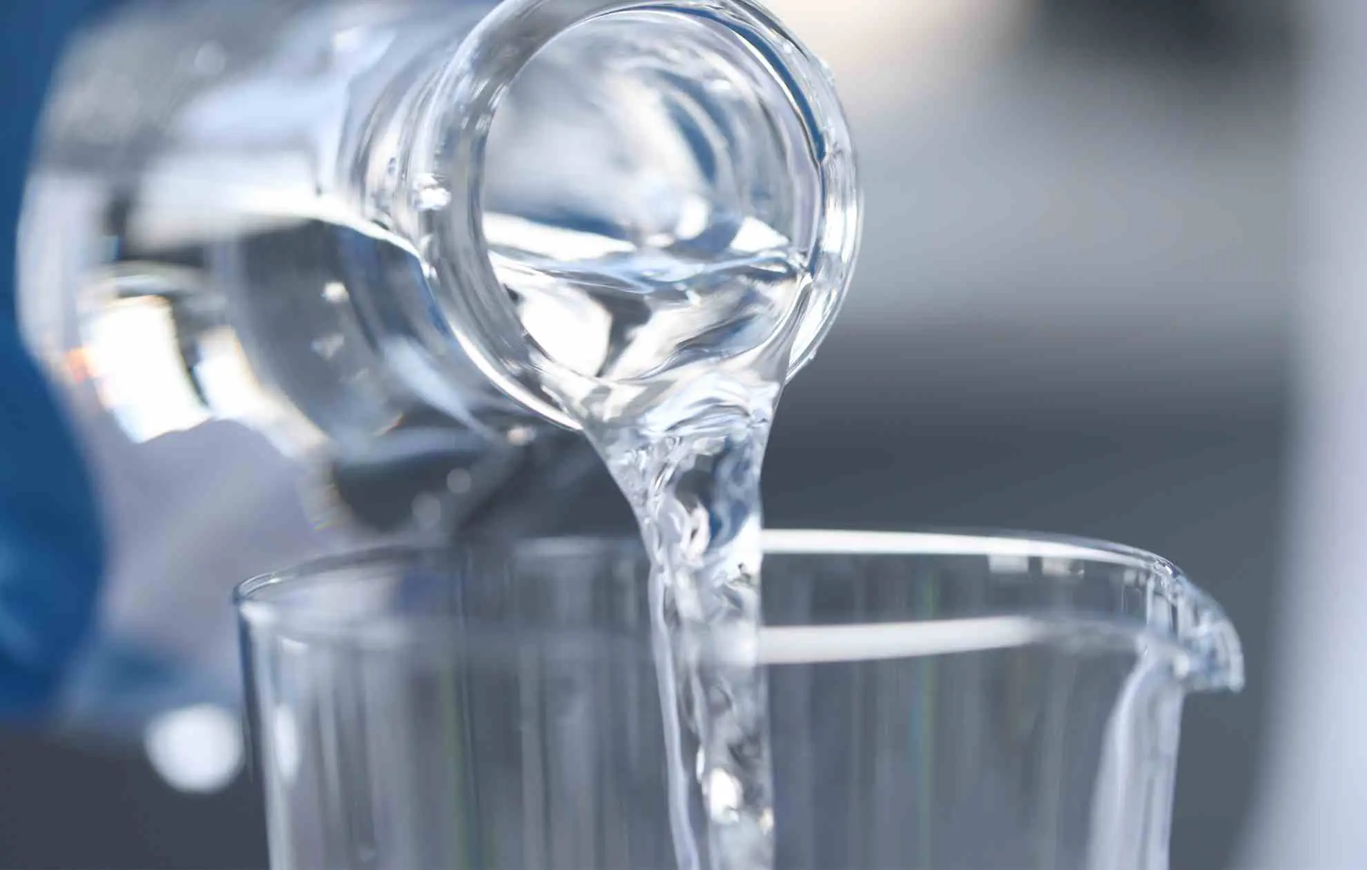 What Is Dry Cleaning Solvent and How It Cleans Fabrics